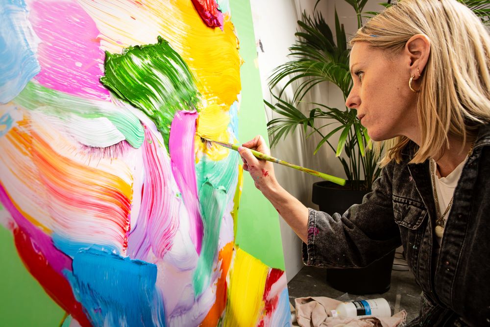 DEVELOPING NEW COLORS – Liquitex UK